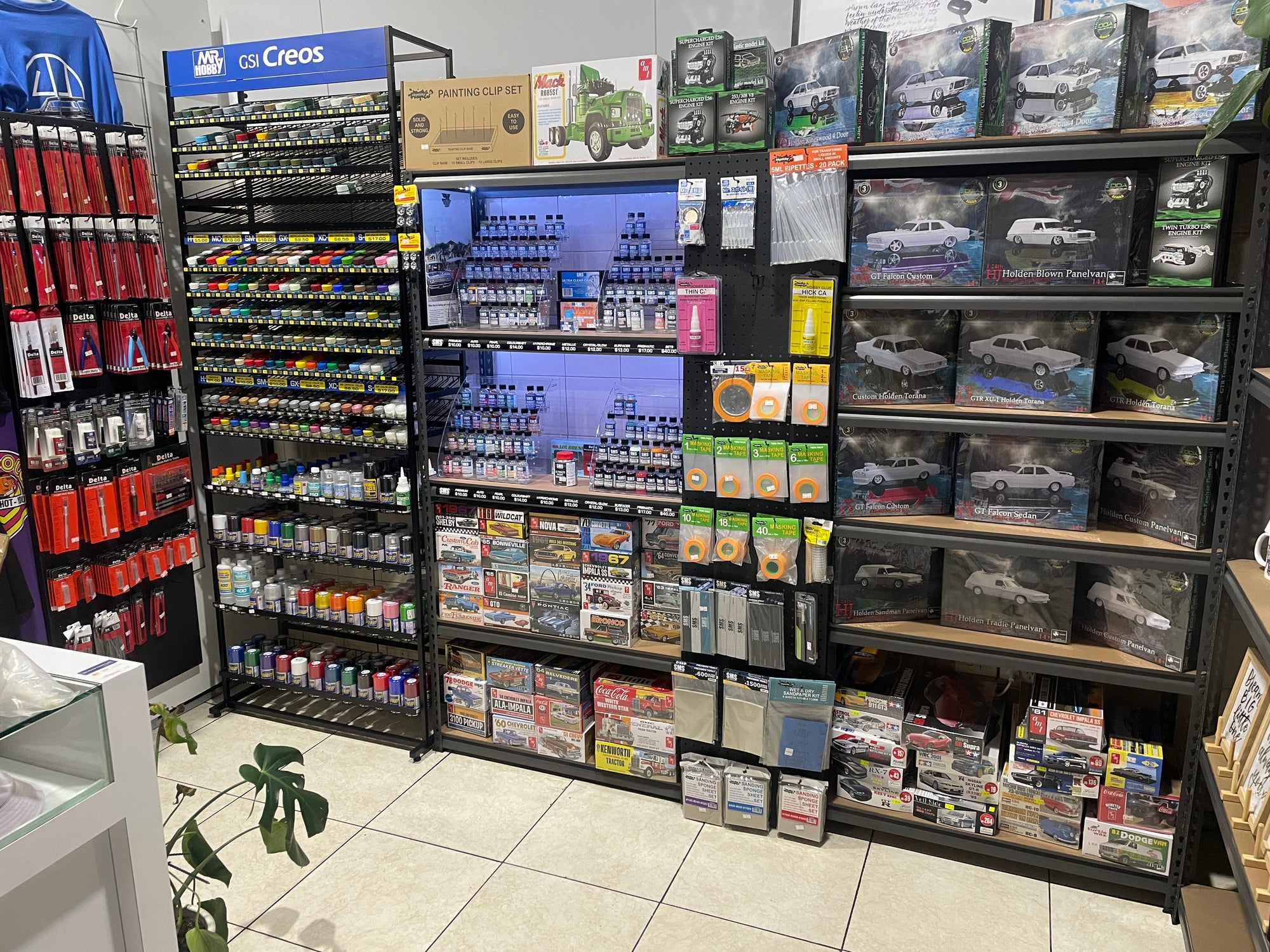 Lazy Modeller Model Kits, Hobby Paints and Tools