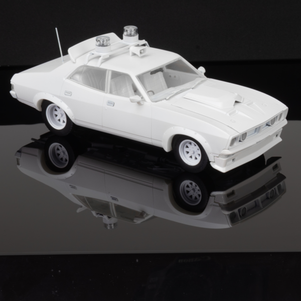 DDA XB Falcon Max Rockatansky Interceptor Mad Max 1/24 Plastic Kit ...